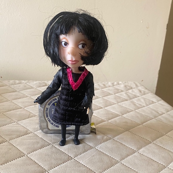 Disney | Toys | Disney Pixar The Incredibles 2 Edna Mode Action Figure ...